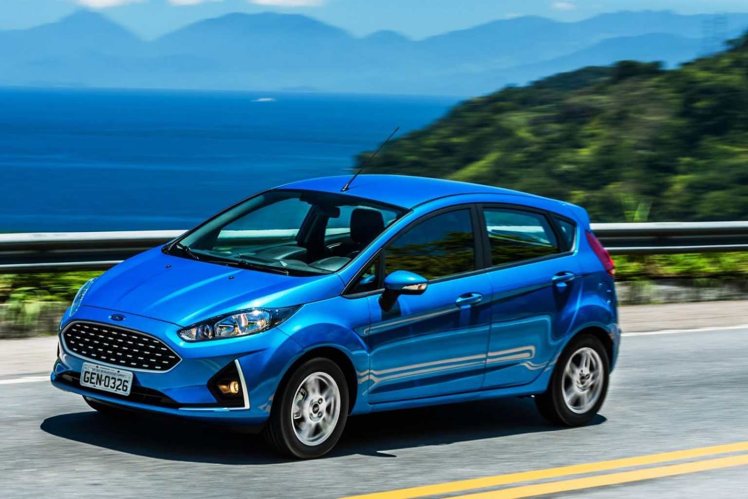 5 carros compactos e eficientes para a cidade: veja as melhores opções