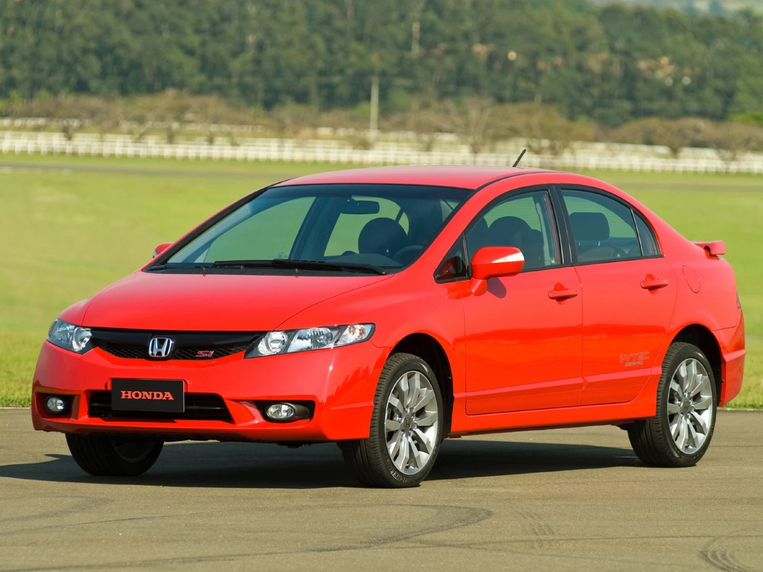 Honda Civic: Conheça a evolução do carro ao longo do tempo; um dos mais ...