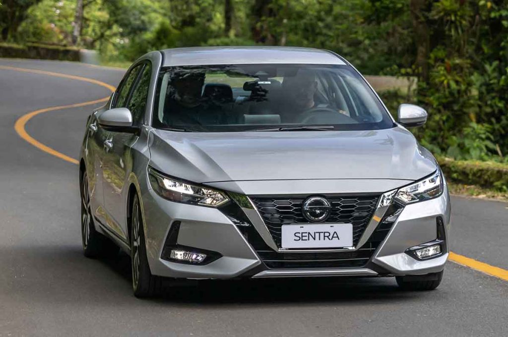 Sentra ou Versa? Veja um comparativo entre os dois sedãs da Nissan
